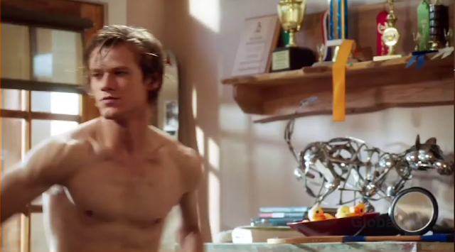 Alexis_Superfan's Shirtless Male Celebs: Lucas Till shirtless in MacGyver, Season 3, Ep 15 Caps ...