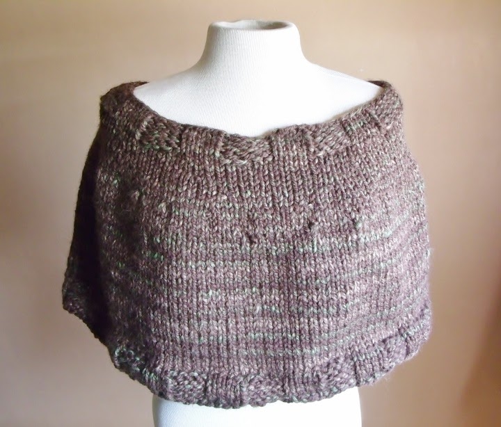 Nuckin' Futs Knitter: Simple Capelet, Thick & Quick