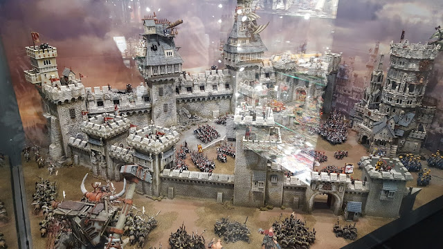 The Artist of War: A Trip to Nottingham: My Pilgrimage to Warhammer World