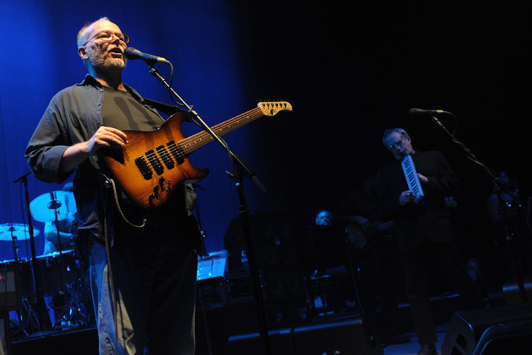 Barers of Maple Valley: Steely Dan Guitarist-Co-Founder Walter Becker Dies