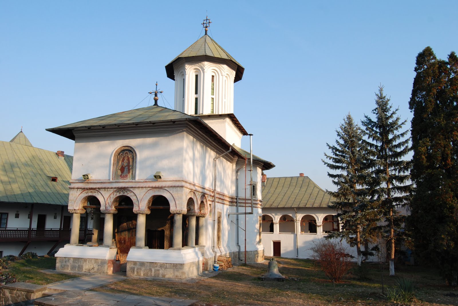 Habuc Ionut: Manastirea Govora