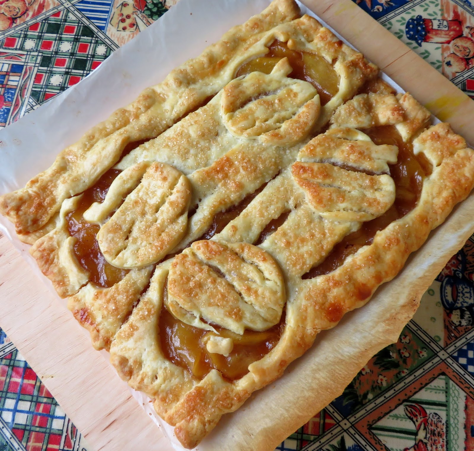 Apple Pie Foldover - Catrooo