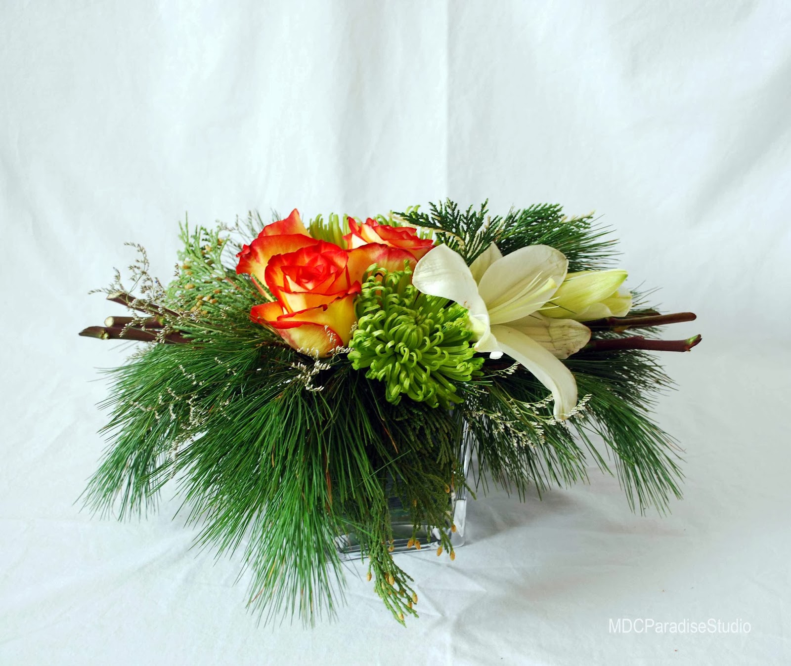 PARADISE FLORAL STUDIO: Christmas - floral arrangements