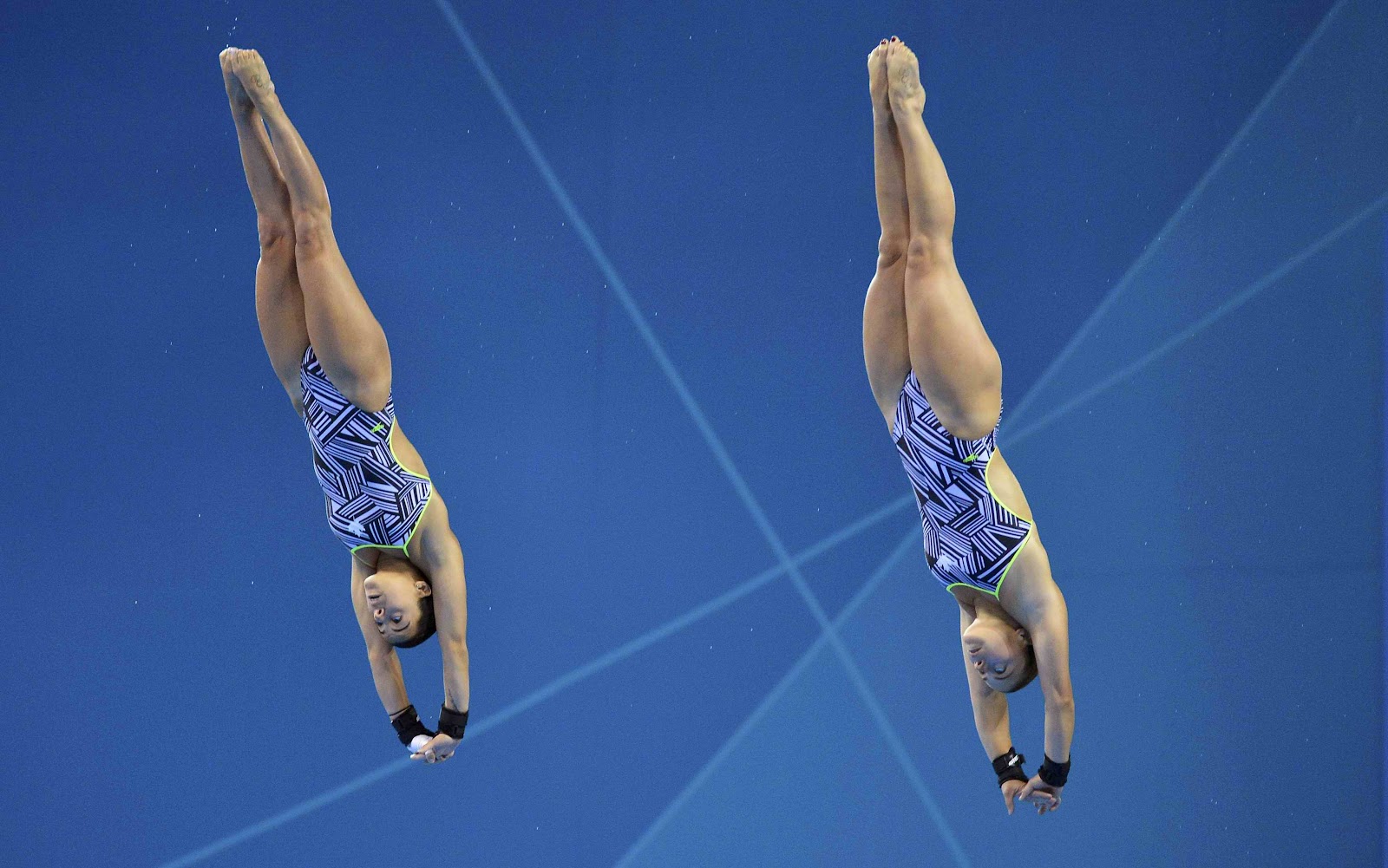 Sexy Female Divers: 2012 Olympic Games - 10m Synchronized Diving