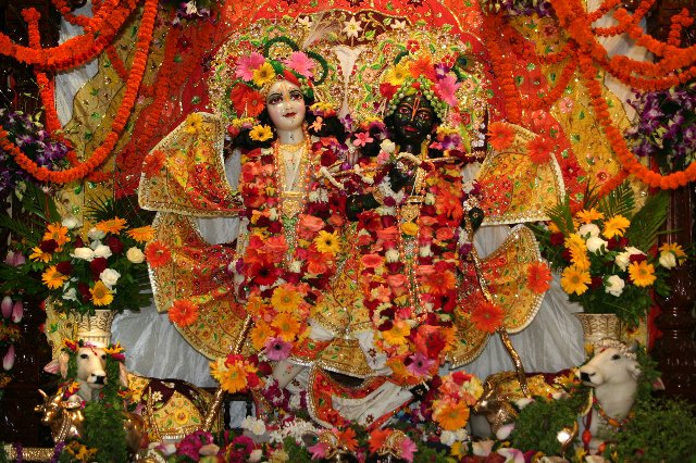 Brij Darshan: Brij Darshan,Aarti Brij,Iscon Temple,Mathura Live,Live ...