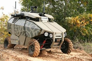 SkyBot: Les robots militaires