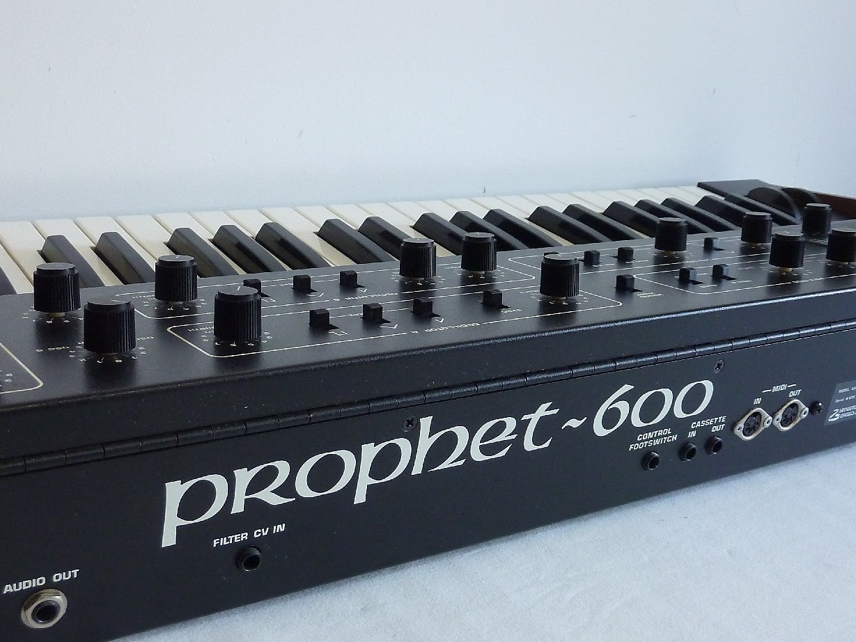 MATRIXSYNTH: Sequential Prophet 600 with GliGli SN 5659