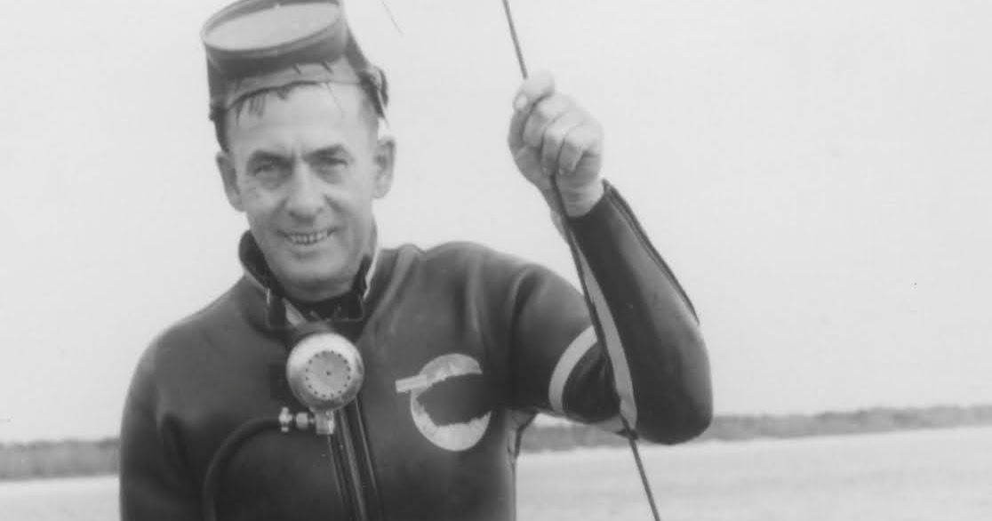 Fraser Coast Libraries Local History Blog: Roy Rufus Reef