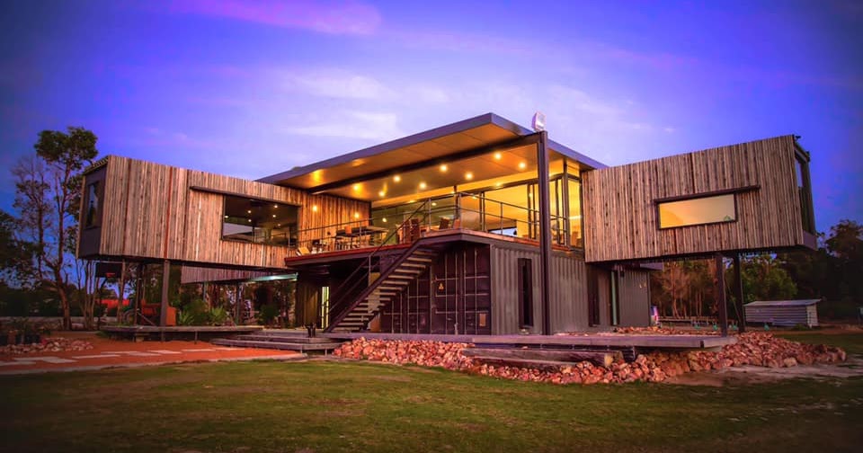 Shipping Container Homes & Buildings: Kaloorup Shipping Container House ...