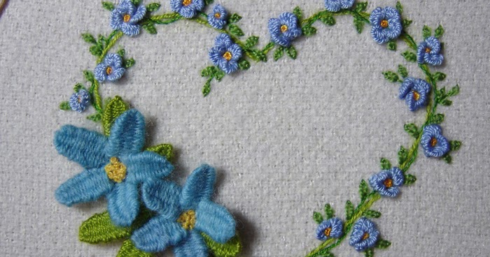 Ankaila: Heart Shaped Blue flower Embroidery Hoop - Forget me not ...