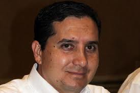 Signos: Maki busca la candidatura al Senado