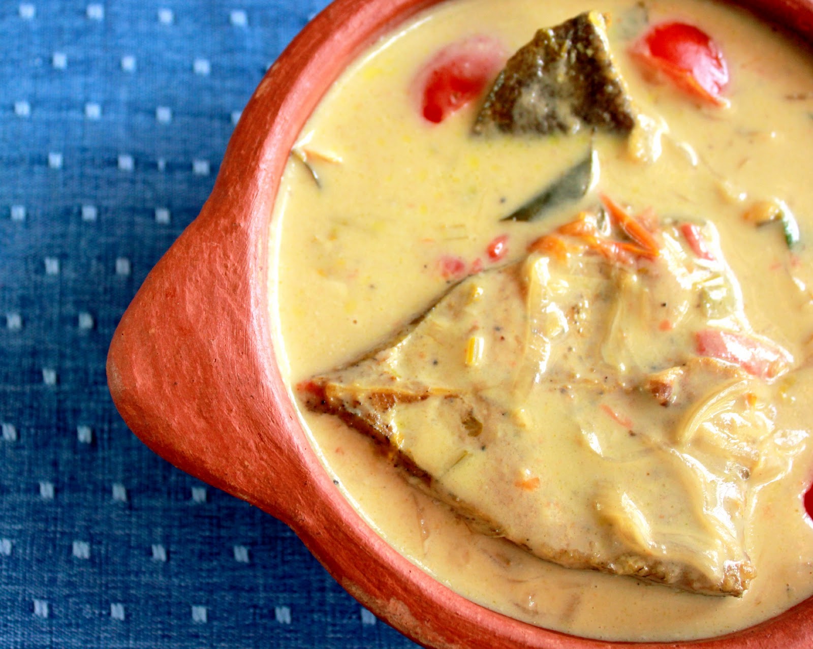 My Food Treats: Fish Molee / Fish in Thick Coconut Sauce