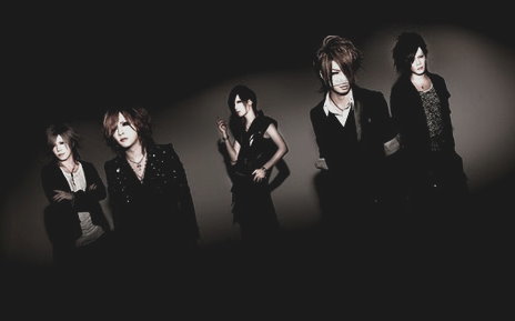 THE DECADE: Biografia