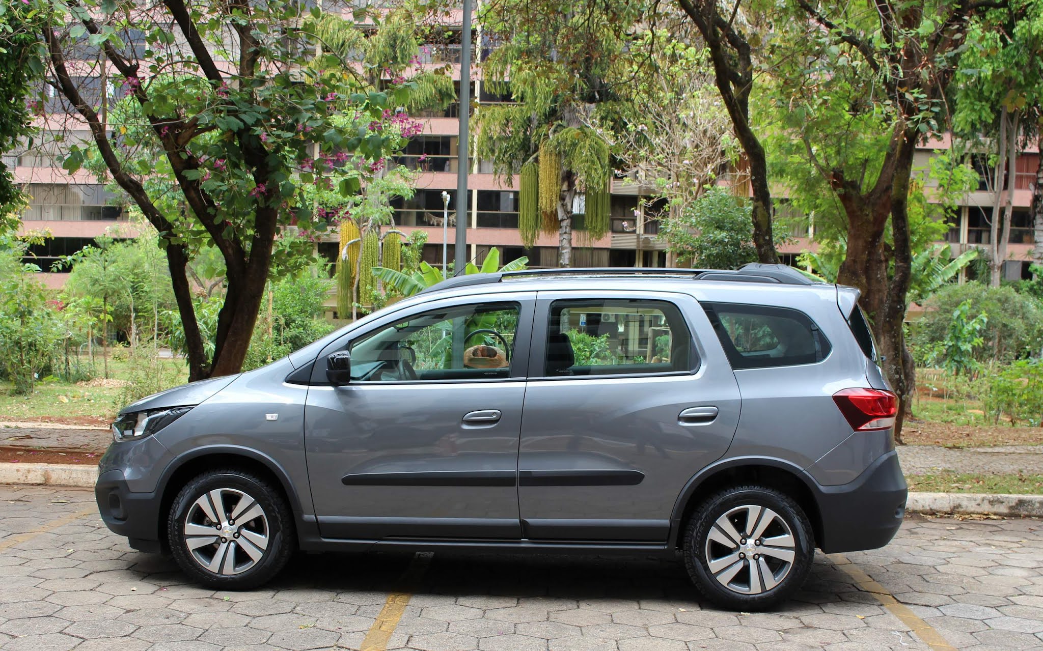 Chevrolet Spin Active 7 lugares 2022: avaliação, preços, consumo e ...