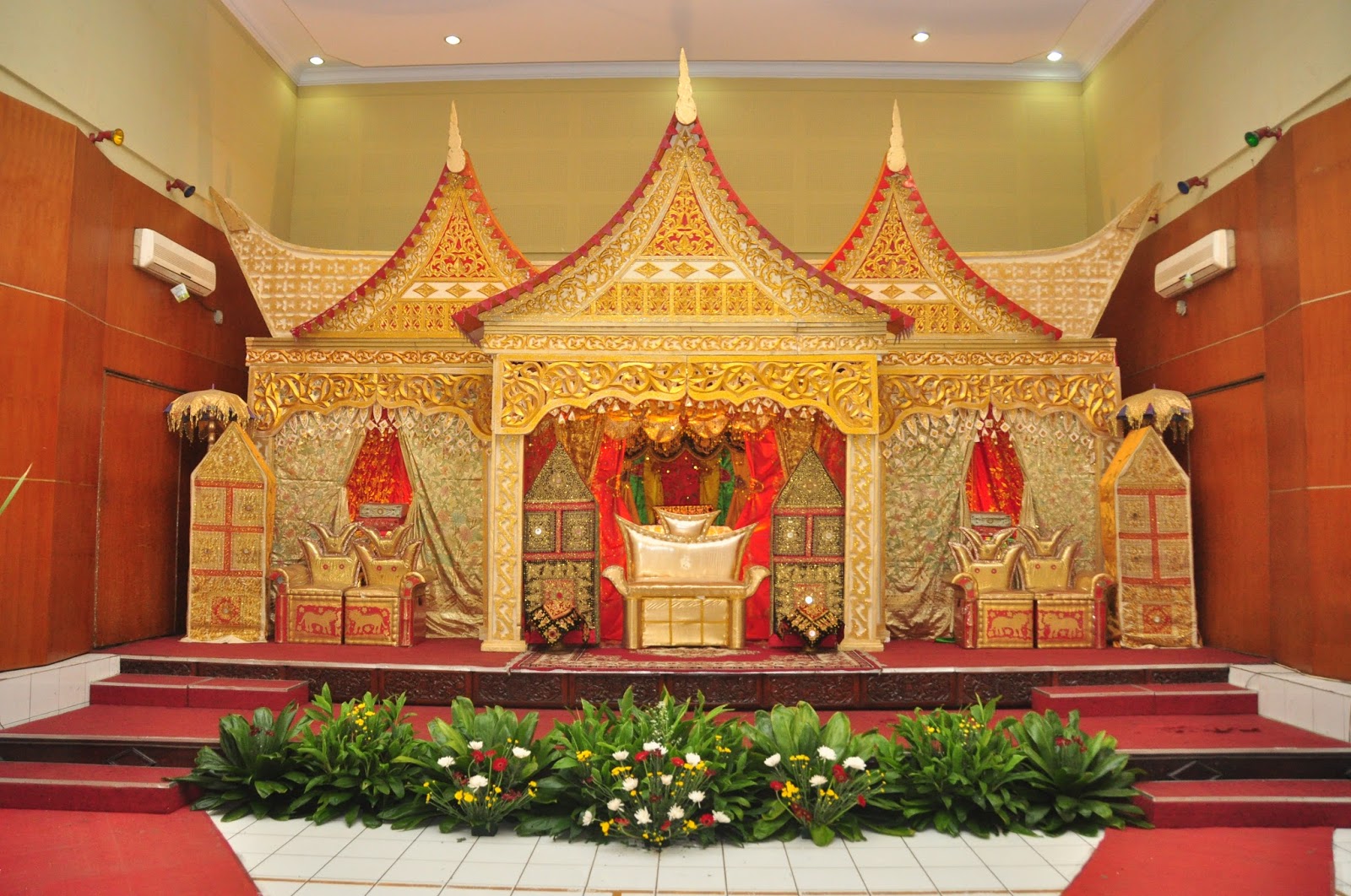 Griya Primera: GAMBAR PELAMINAN DI GEDUNG | PRIMERA WEDDING | WEDDING ...