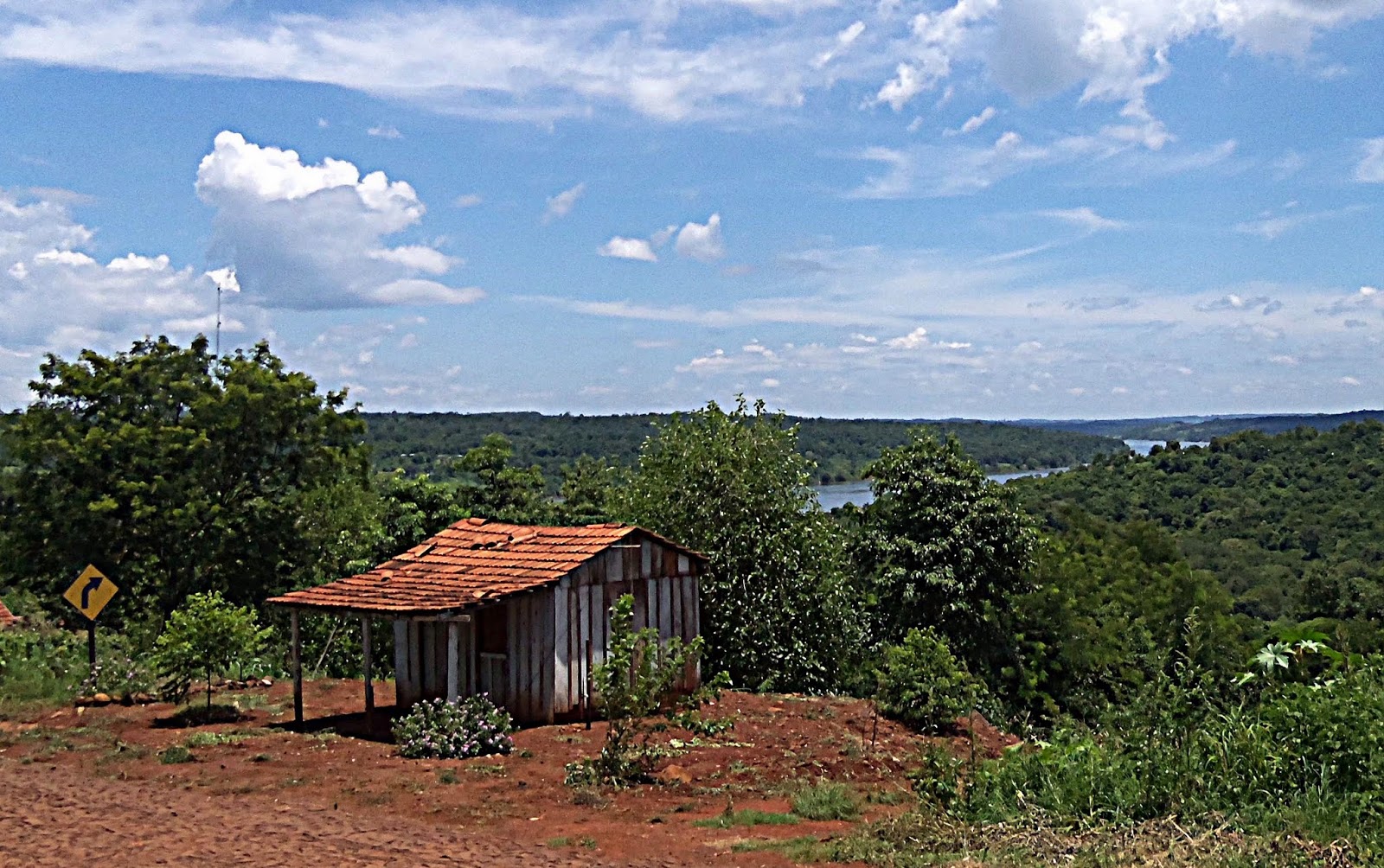 Houses in rainy places: Vernacular Housing in Paraguay