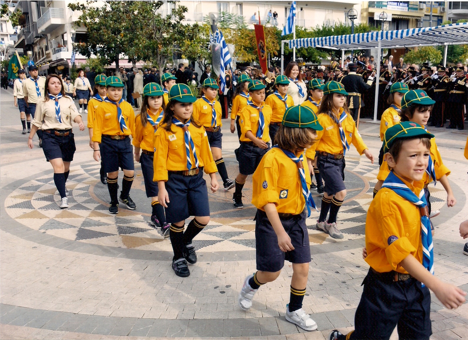 ΠΡΟΣΚΟΠΟΙ ΑΓΡΙΝΙΟΥ: ΠΑΡΕΛΑΣΗ 28ης ΟΚΤΩΒΡΙΟΥ