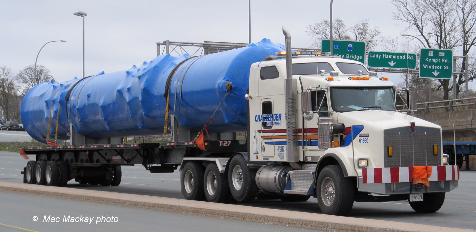 Truckfax: Long load for Challenger.