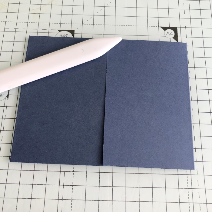Thursday with Sandiebella: Create an Interlocking Gatefold Card ...