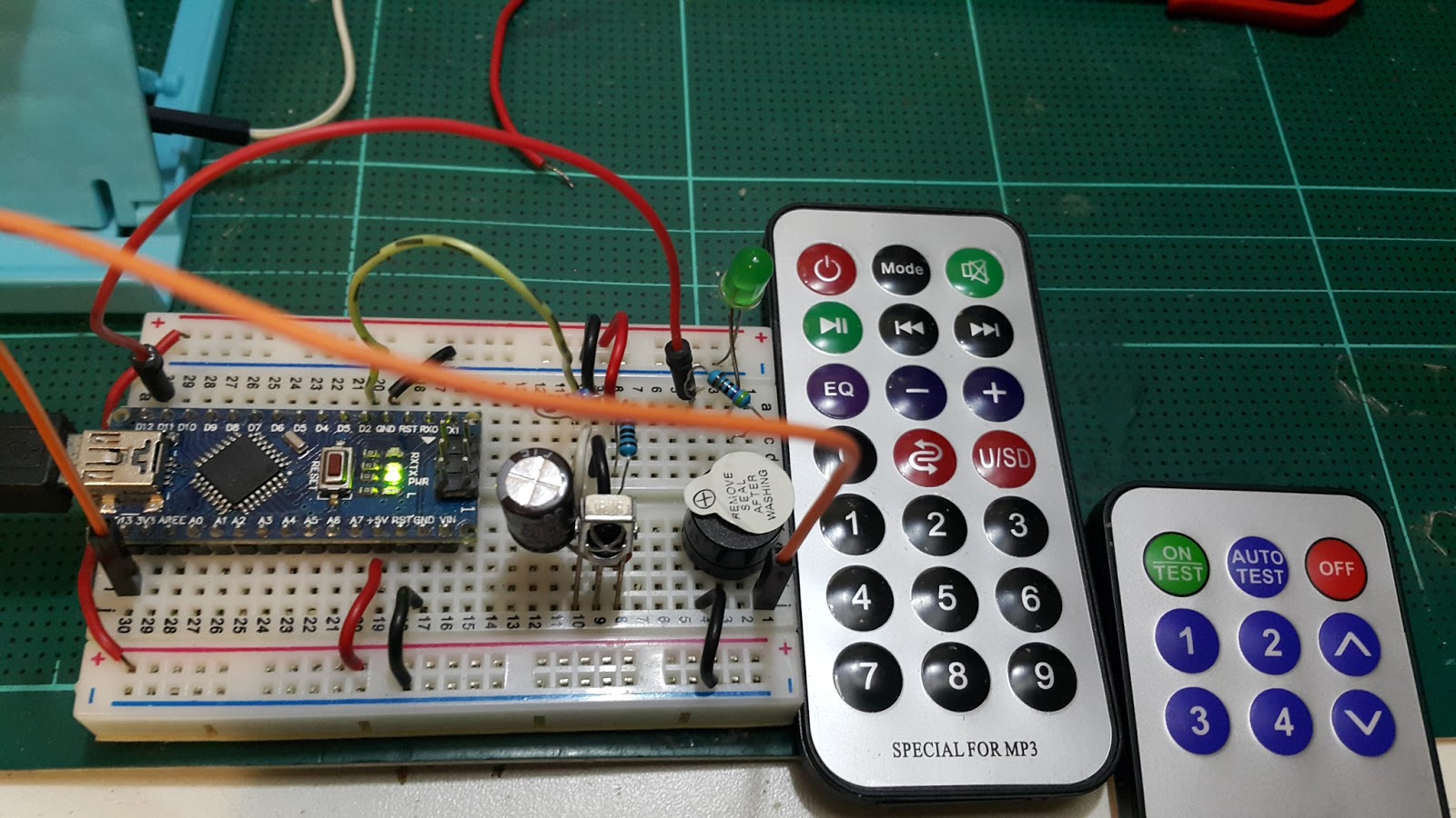 JoeGTEC's path: VS1838 IR receiver + Standard IR remote (Hardware and ...