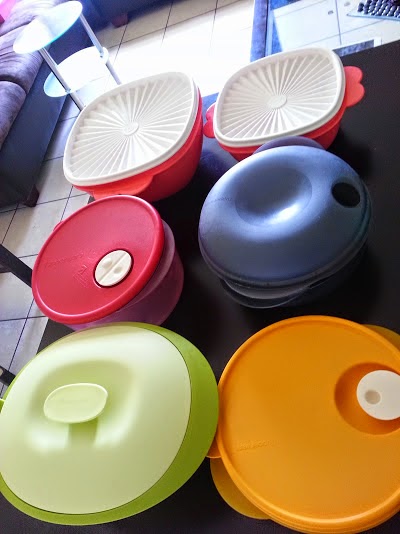 Beauty & Stuff: Tupperware