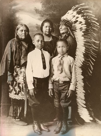 The AIS Blog: IndiVisible: African-Native American Lives in the ...