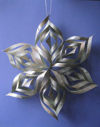 How to Recycle: Recycled Christmas Star Decorations