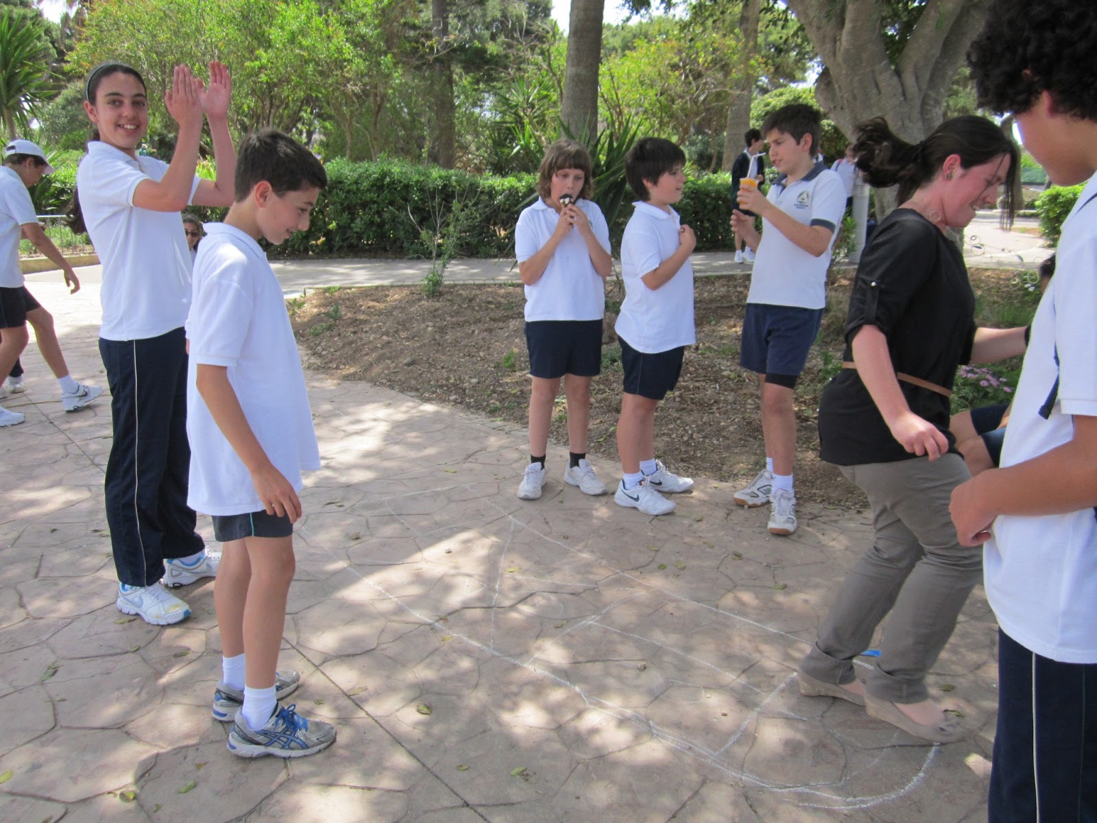 Building Bridges Using the Five Senses: Traditional Maltese Games