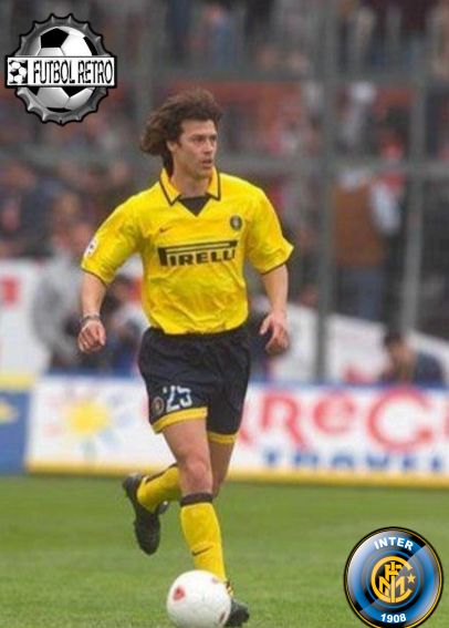 FUTBOL RETRO Banco de Imagenes: Matias Almeyda