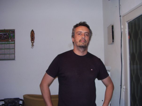 EL MILITANTE: ENTREVISTA A DANIEL ROCCA