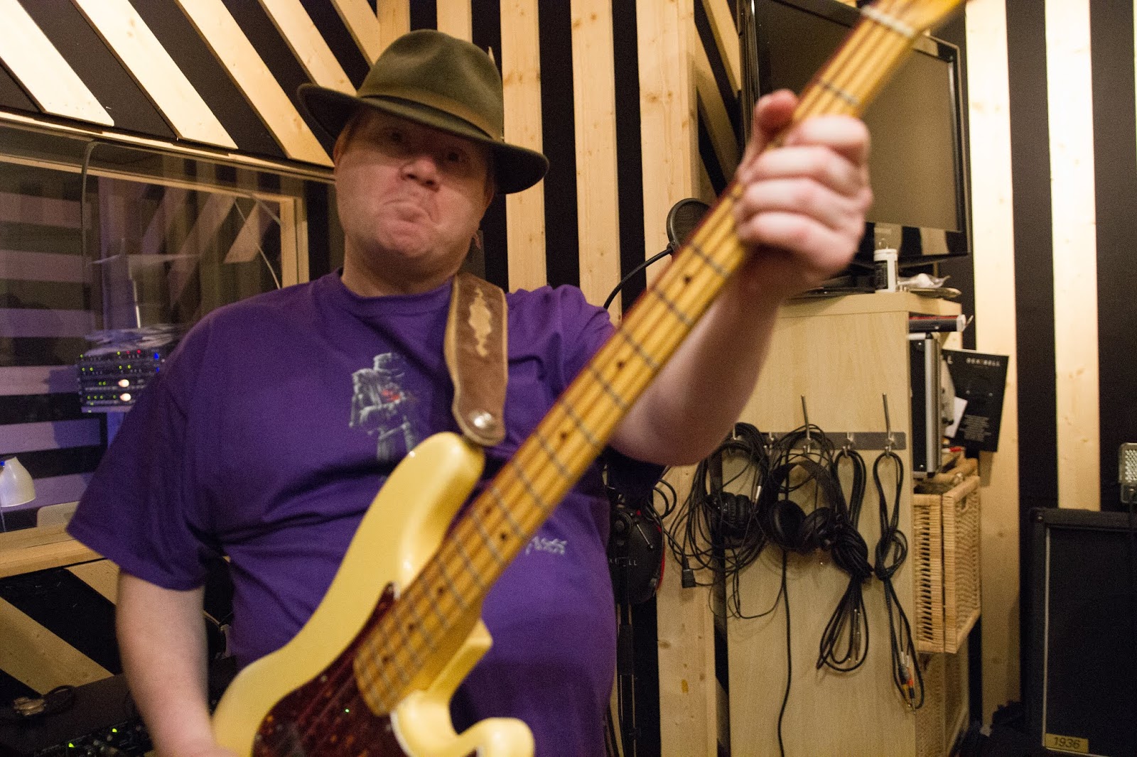 Gratulerer med Dagen kjære Aprilbarn! - Om å ha koronabursdag