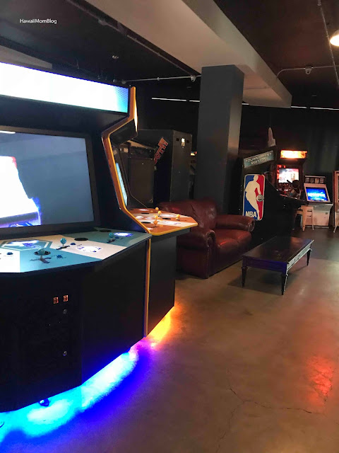 Hawaii Mom Blog: Visit Cincinnati: Arcade Legacy: Bar Edition