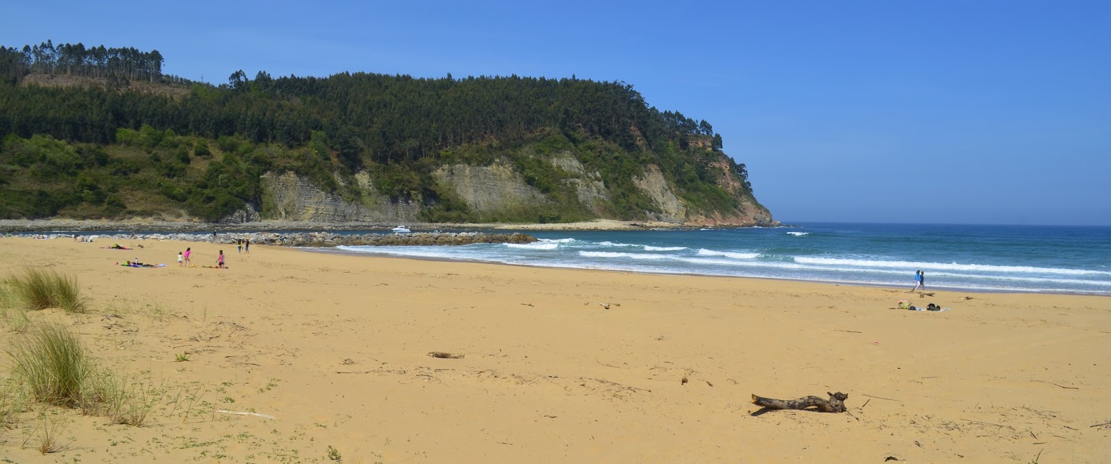 España te sienta bien: Playa de Rodiles