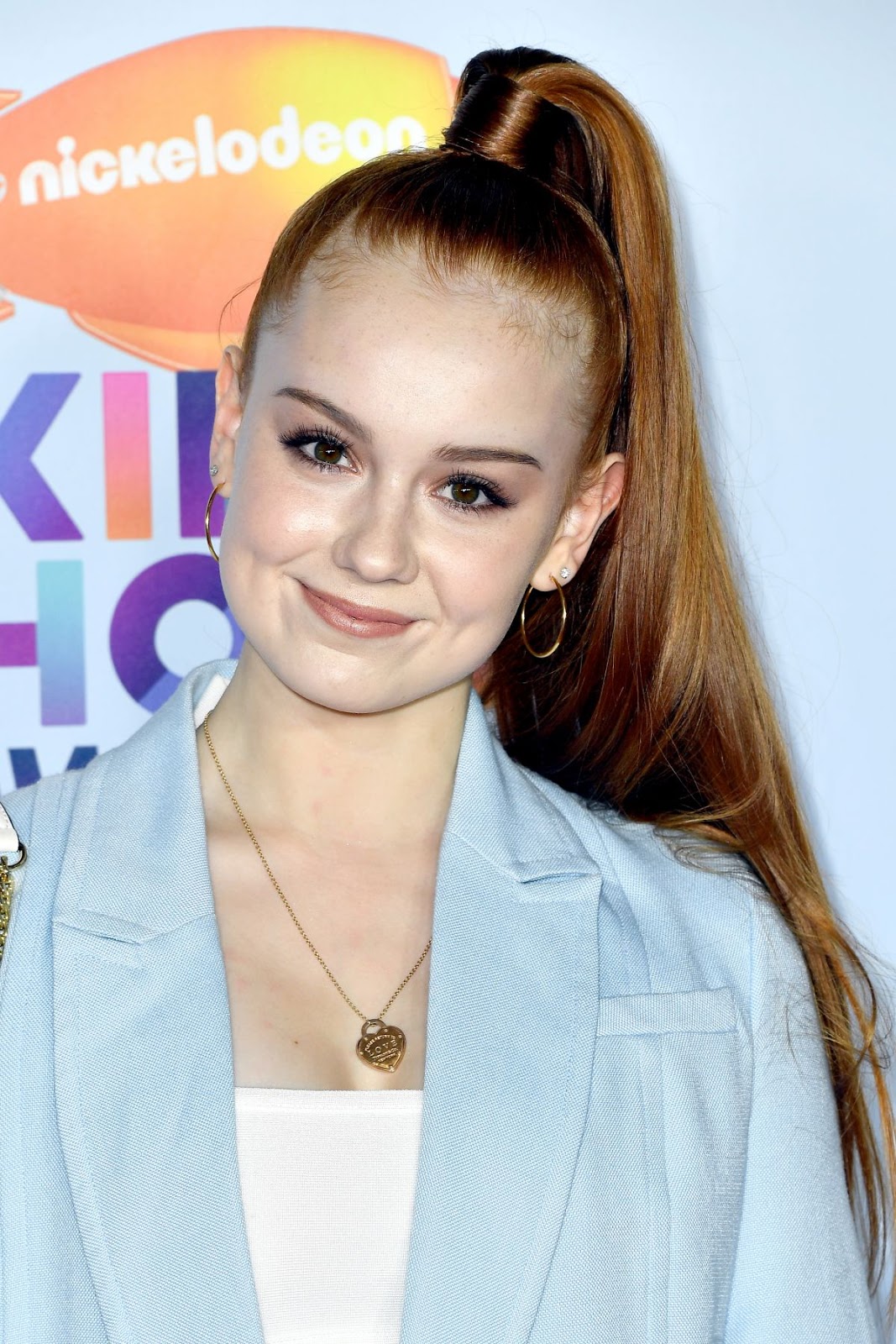 Starlet Arcade: Ashleigh Ross