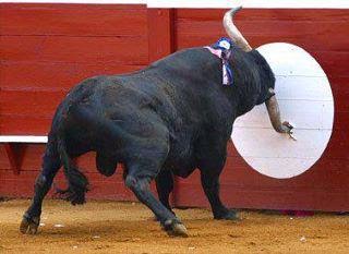 Acho Feria del Señor de los Milagros: El Toro de Lidia