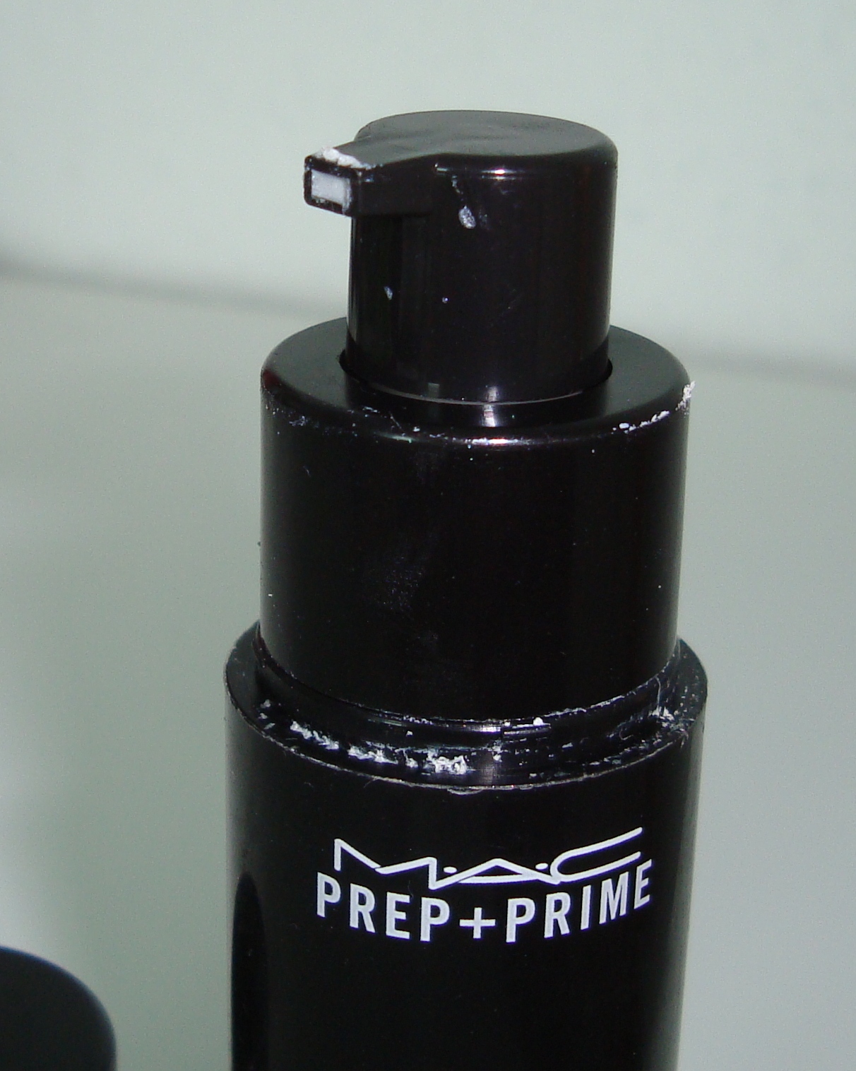 [Review] MAC Prep + Prime Skin Base (Discontinued)
