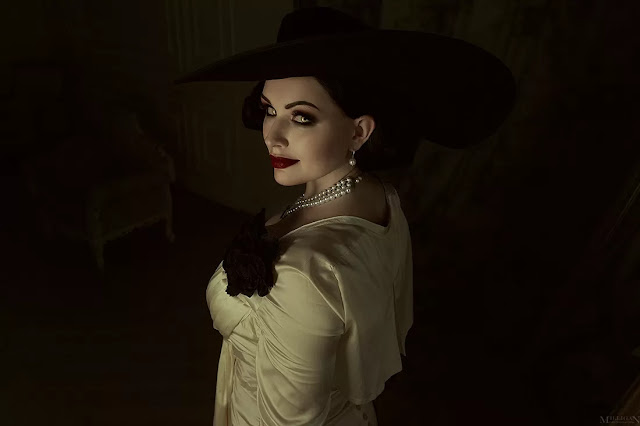 COSPLAY #11 : Lady Dumitrescu de Resident Evil 8 ! - Costakies