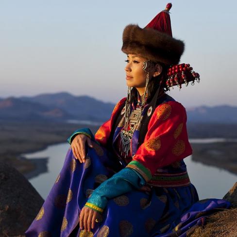 Cottage by the Sea : Oldest American's DNA Found