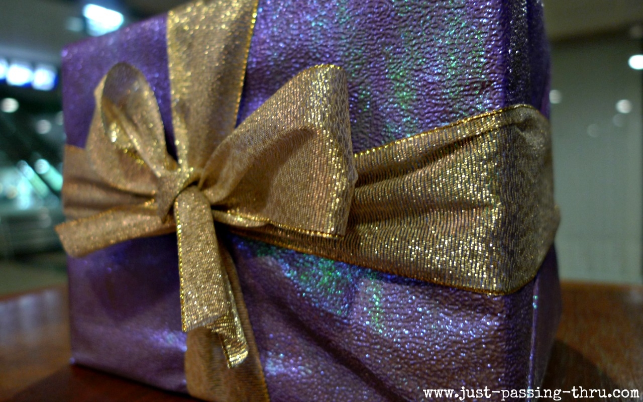Just Passing Thru: Christmas Aguinaldo for Children - the Box or the ...