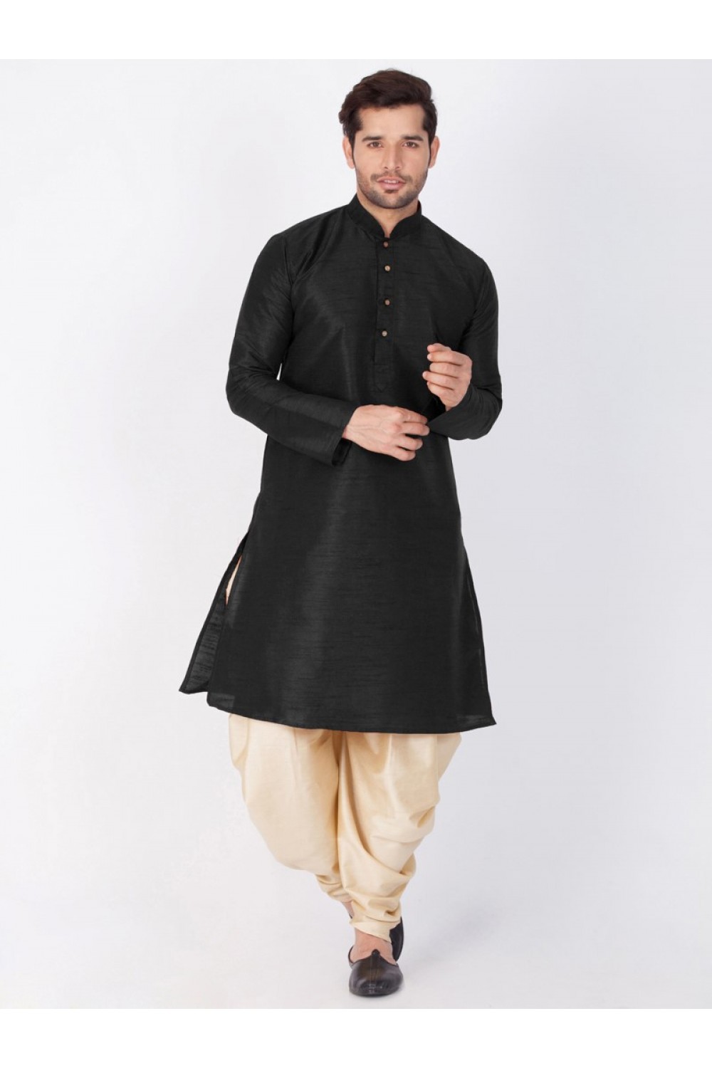 6 Different Types Of Men’s Kurta To Get Best Ethnic Look