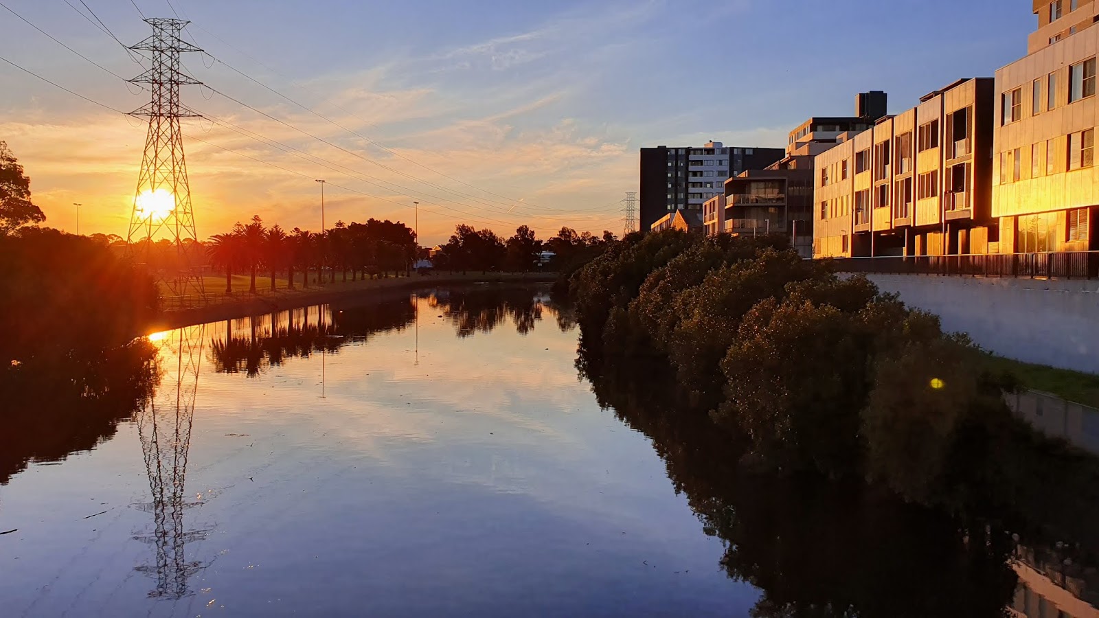 Sydney - City and Suburbs: Canterbury, Cooks River