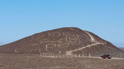 Rock Art Blog: NEWLY DISCOVERED PARACAS CAT GEOGLYPH WAS LITERALLY ...