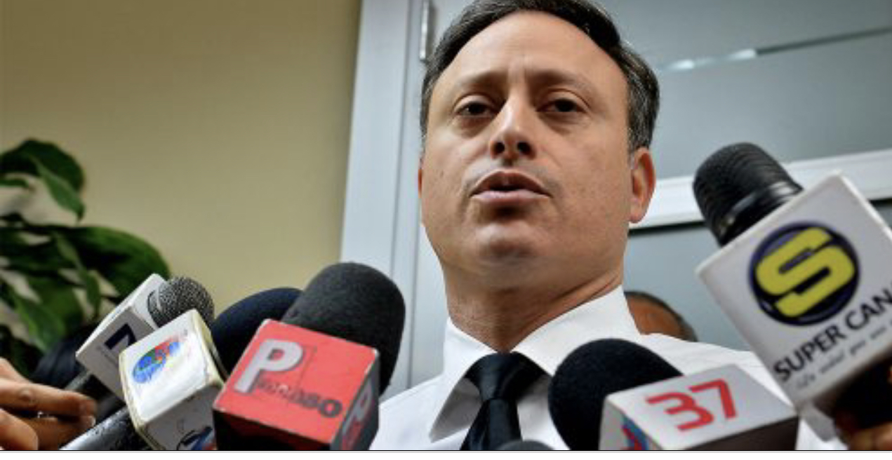 Confirman que a esta hora de la noche Jean Alain se encuentra en el ...