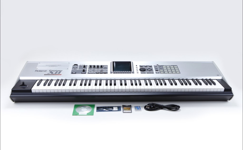 MATRIXSYNTH-B: Roland Fantom X8 synthesizer keyboard SN ZT15543