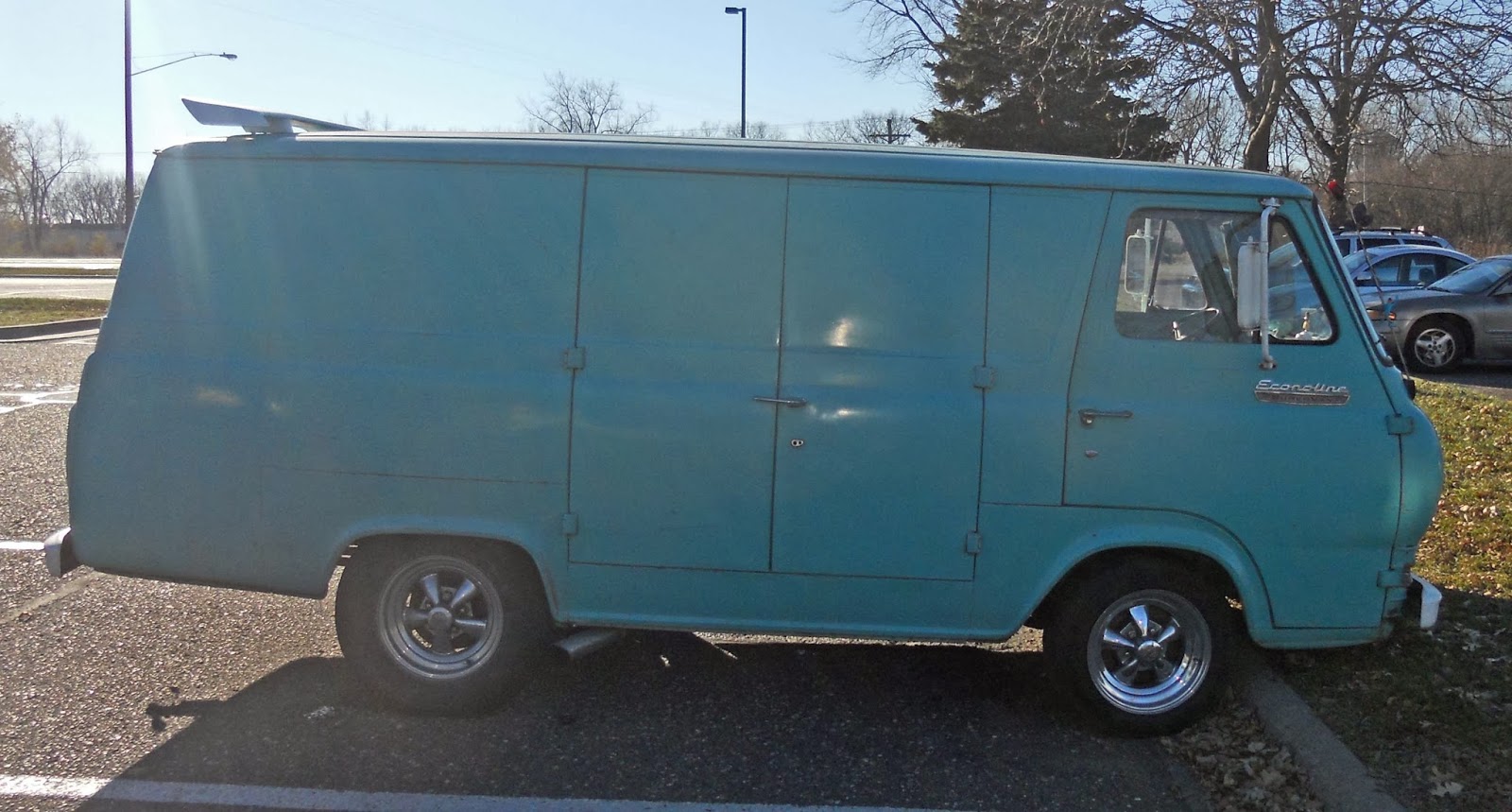 AutomoZeal: Minivans and Mystery Machines: the 1961-1967 Ford E-Series Van