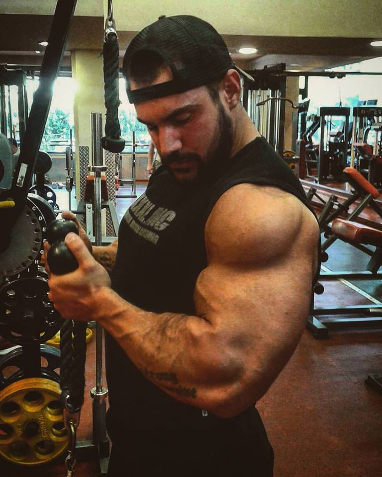 Greek Bodybuilders: IFBB Pro Christos Pistolas - Off season condition