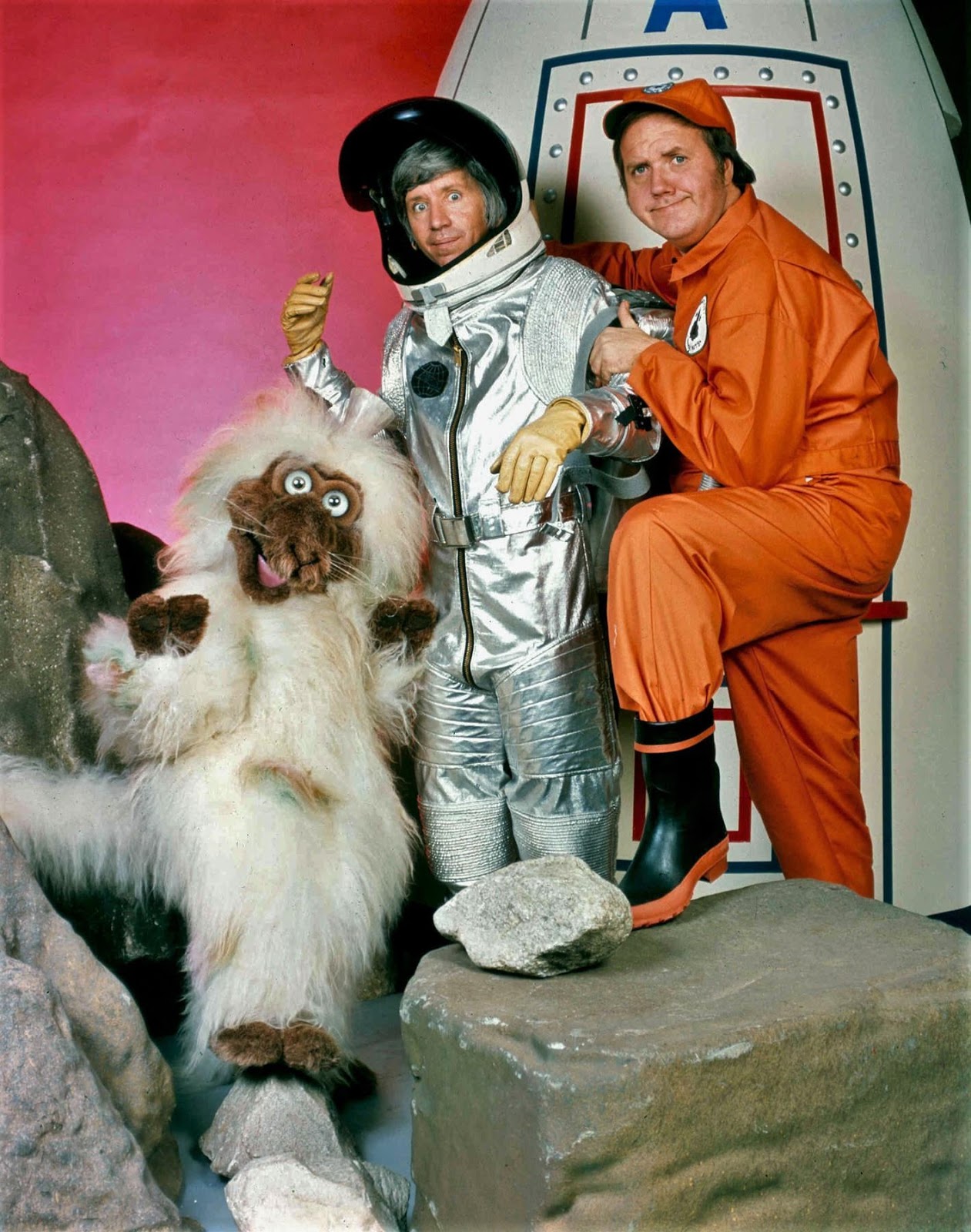 SATURDAY MORNINGS FOREVER: FAR OUT SPACE NUTS