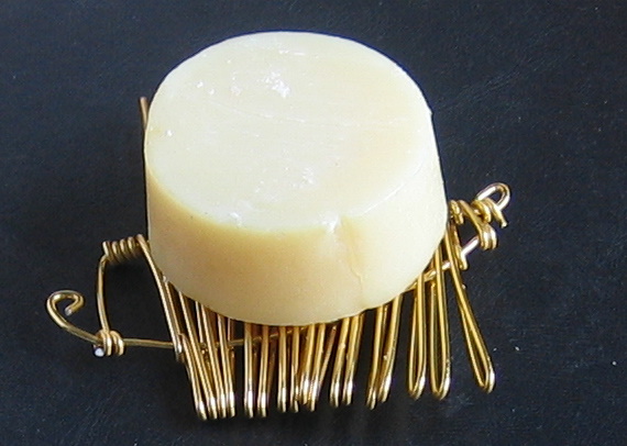 Art of Wire: Wire Soap Holder