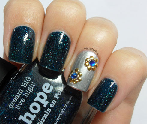 Nail Stories: piCture pOlish - Hope