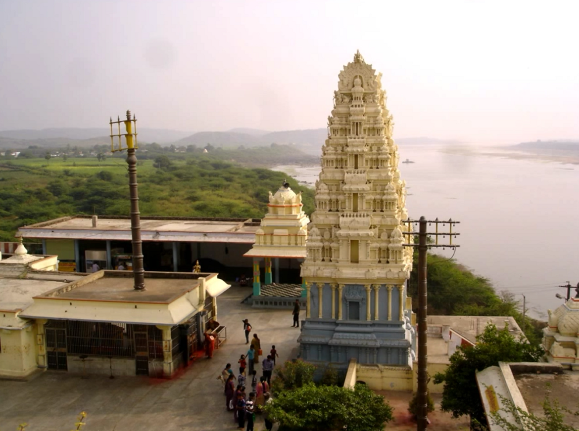 Hamsa Lekhha Travel diaries: Vedadri,Garudachalam - Lord Narasimha ...